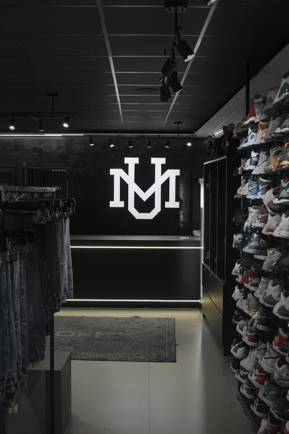 Mario Urban Store – Mario Urban Exclusive